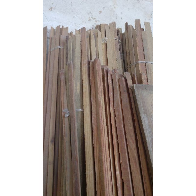 Chaflan de Madera de Pino Pza